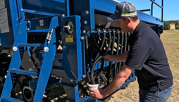 How to Calibrate the Small Seeds Box — Agrowplow